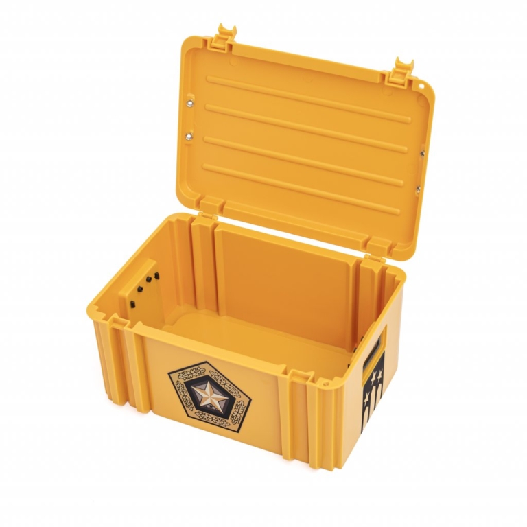 Real Life Replica of CS2 Gamma Case | LootKnife.GG